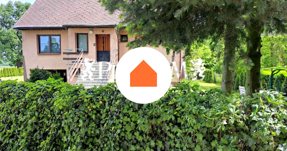 Dom wolno stojący na dużej działce w Psarach Psary