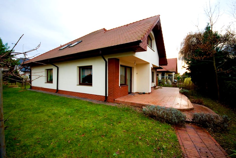 Wysoki standard, dobra cena-dom 260 m2 w Smolcu Smolec