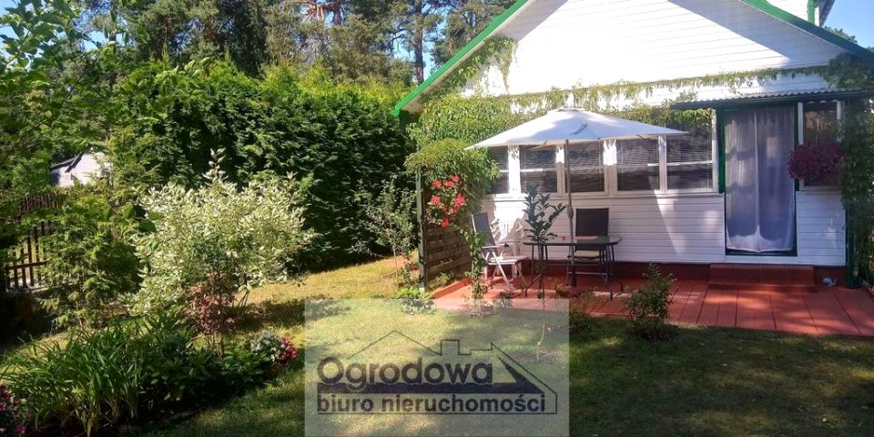 Dom całoroczny w leśnej okolicy wsi urle Jadów