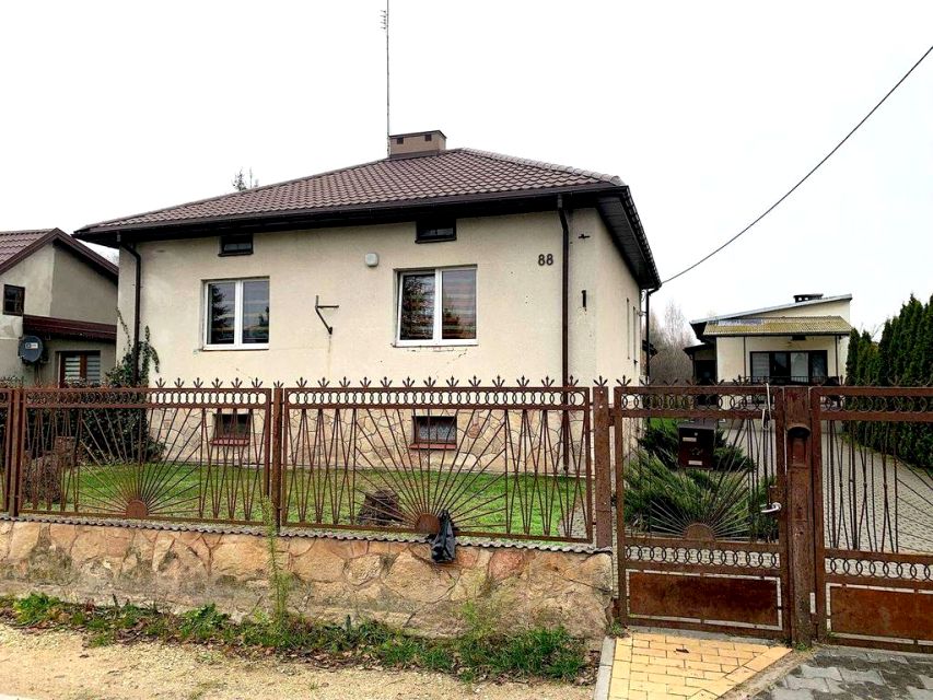 Wynajmę dom wolnostojący 120 m² podpiwniczony Barchów