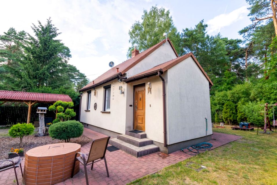 Sprzedam dom wolnostojący 90 m² z parkingiem ul. 1 Maja, Urle