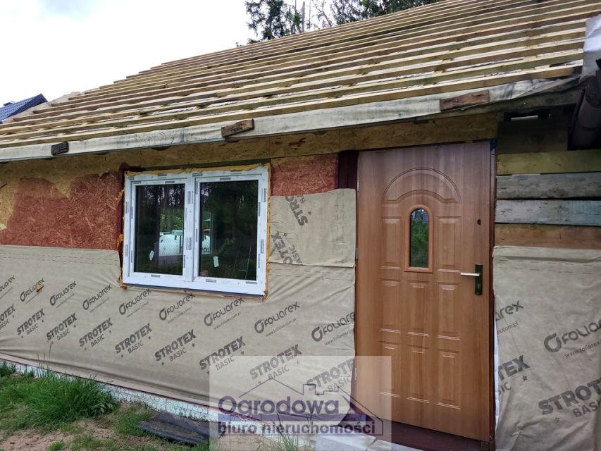 Dom w stanie surowym, + domek dwupokojowy Barchów