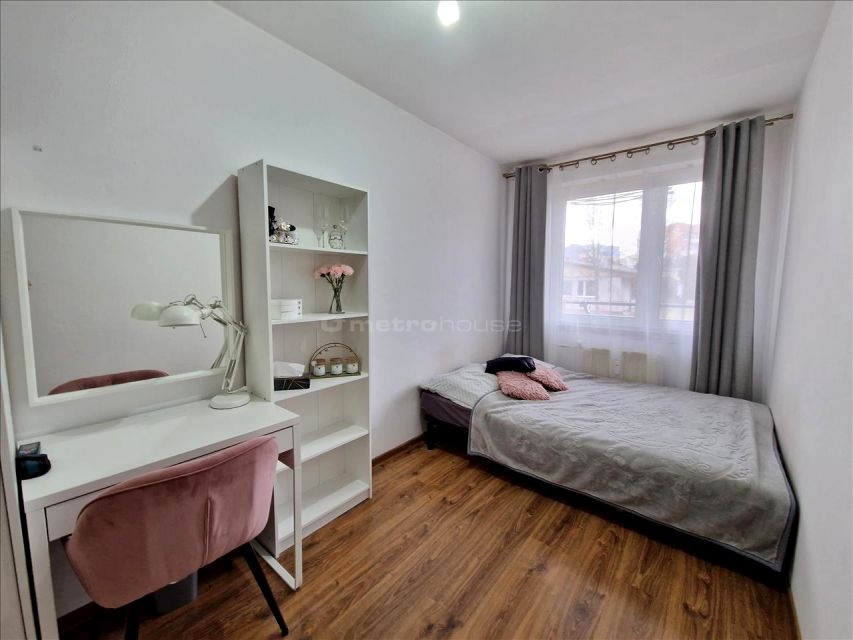 Sprzedam mieszkanie w bloku mieszkalnym m2 z oddzielną kuchnią 39,30 m² ul. Witolda, Biała Podlaska